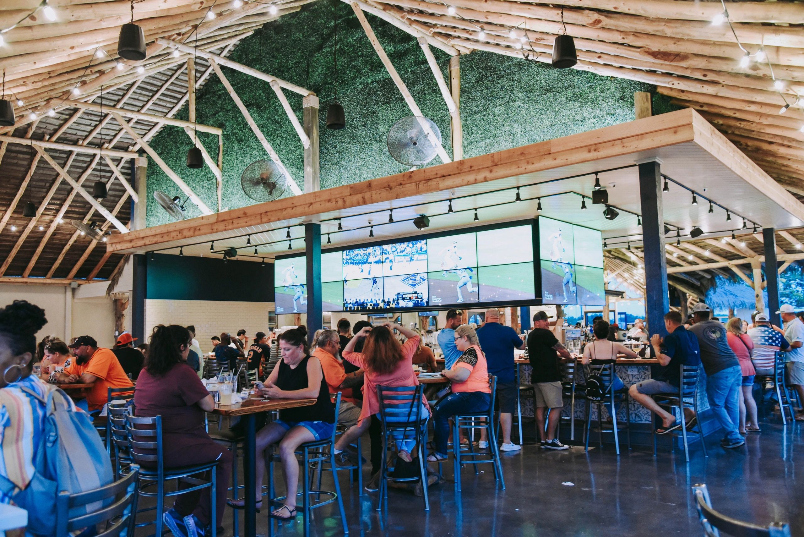 La Brisa Mexican Bar + Grill