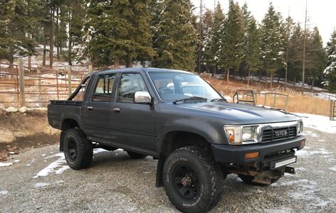 Hilux | Back 40 Imports