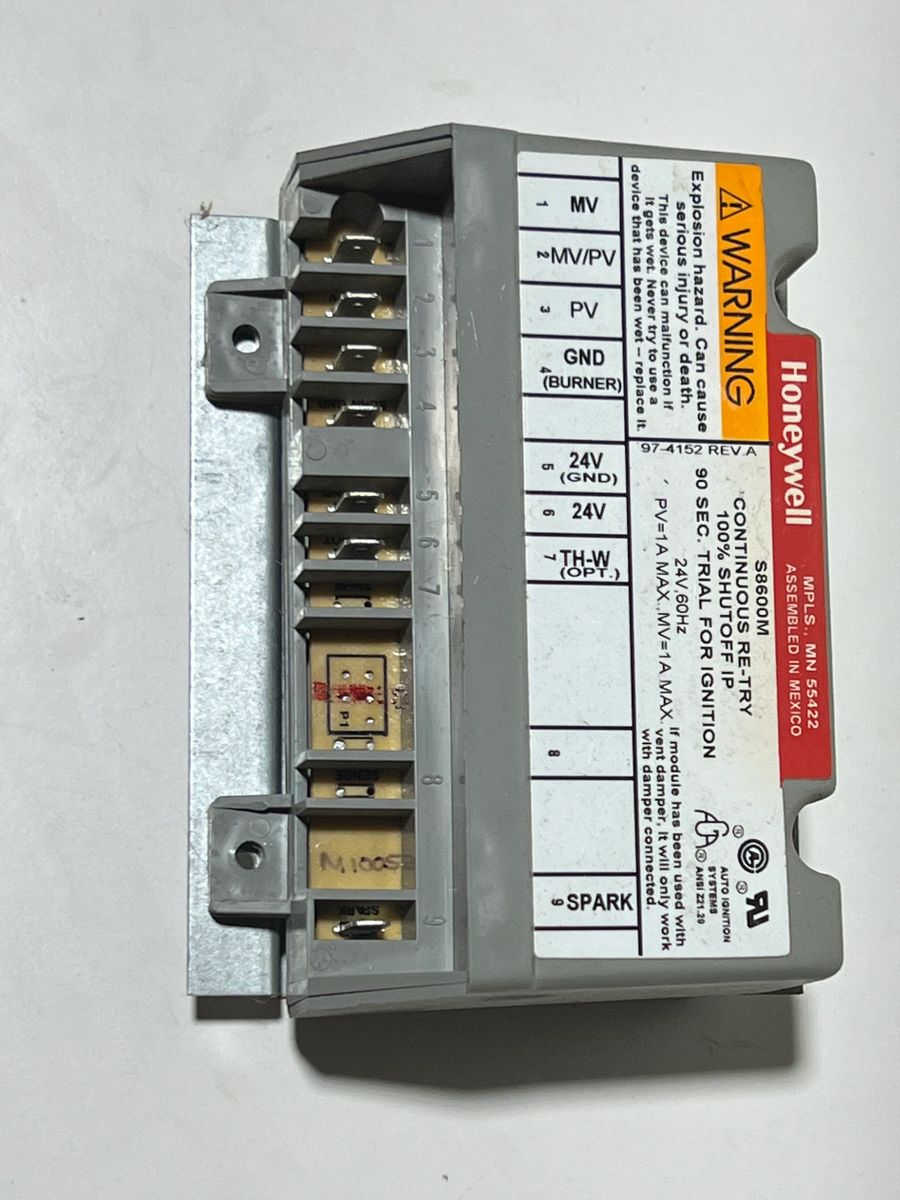 Honeywell Furnace Ignition Control Board Module (S8600M). NTG3100GFA2. Used