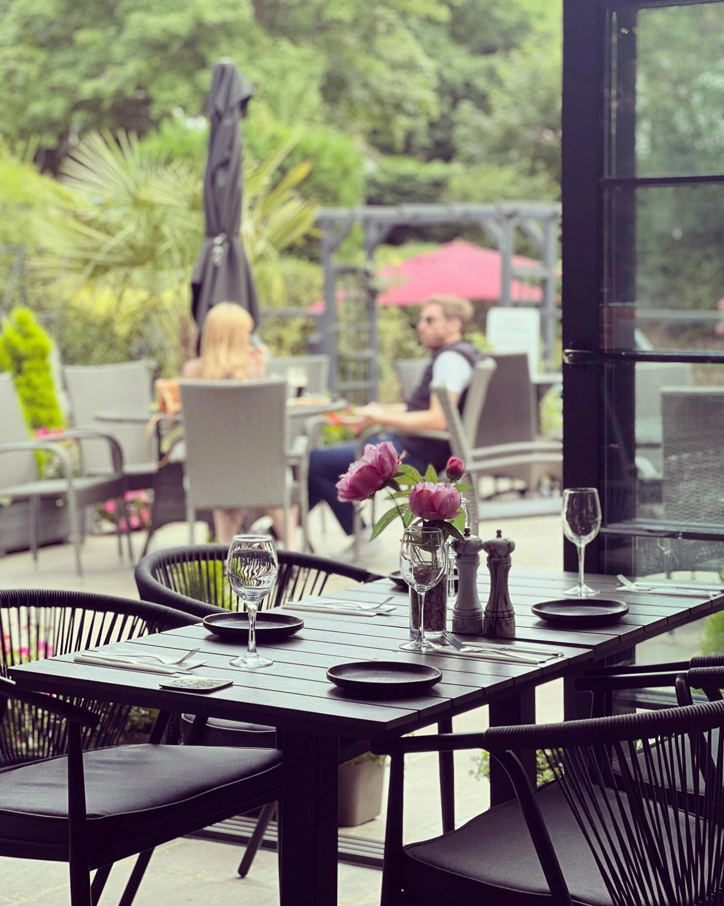 Food, Drinks, Wine - The Spotted Cow