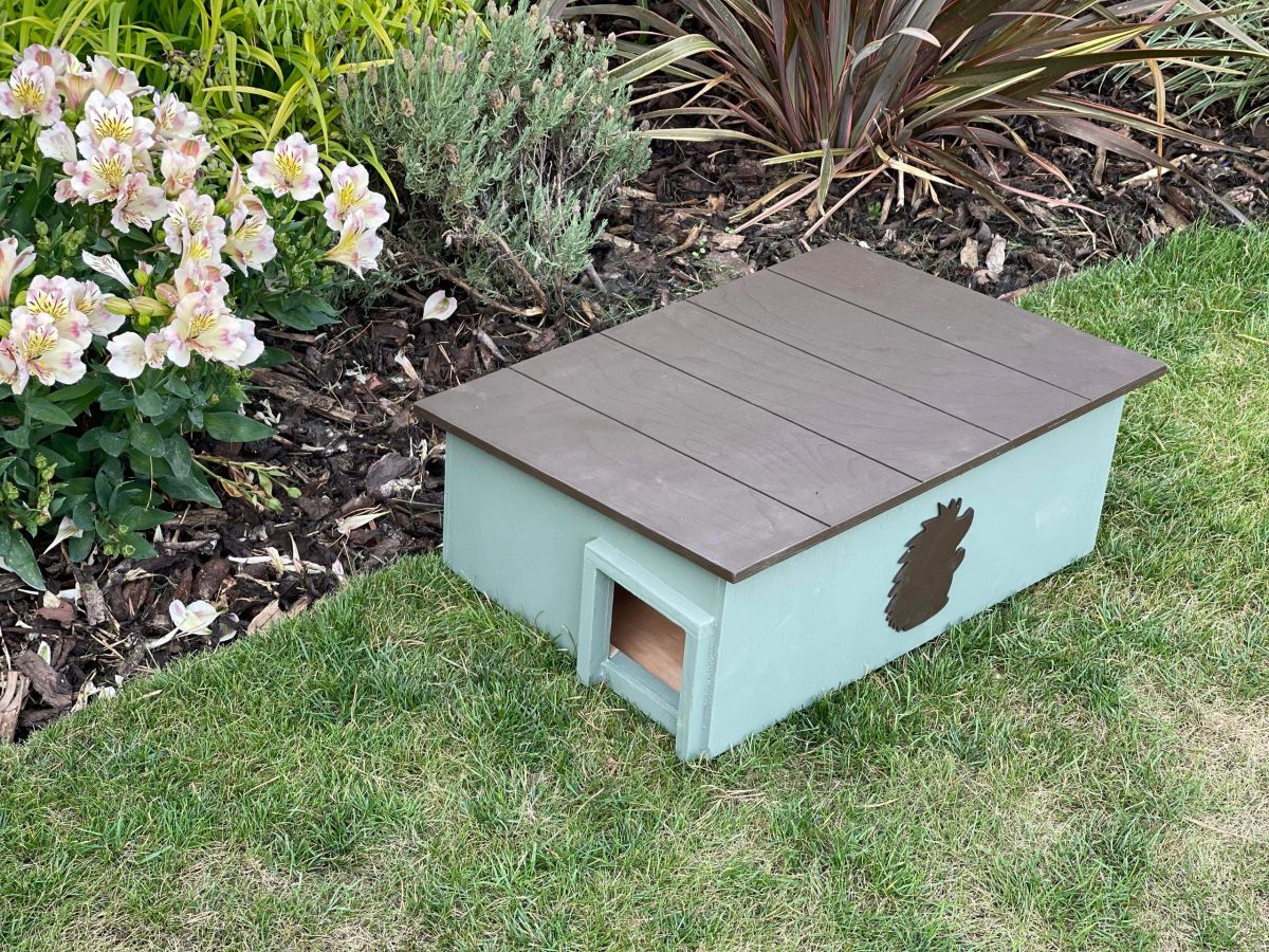 Email littlefieldcountrycrafts@gmail.com to order - XL Hedgehog House ...