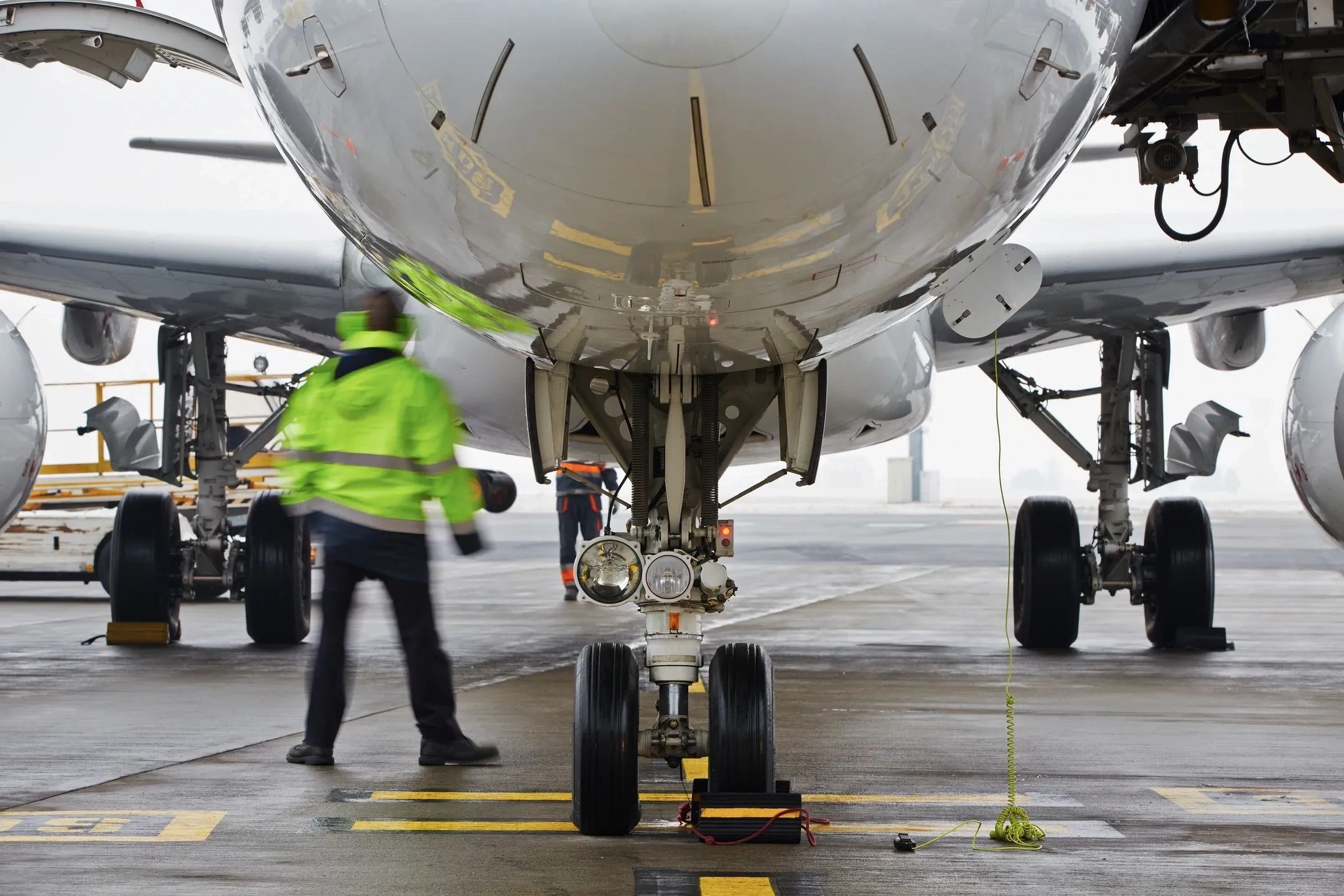 deedstrading.com - Semi Conductors, Avionics and Instruments