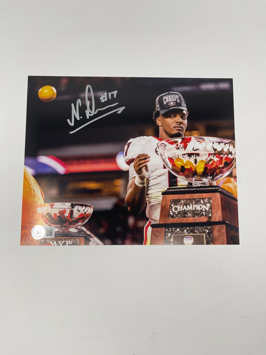 Nakobe Dean Autographs
