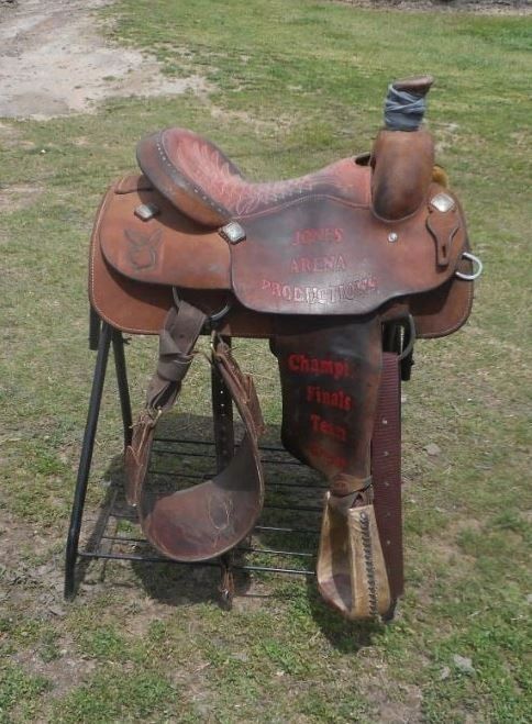 USED ROPING SADDLES