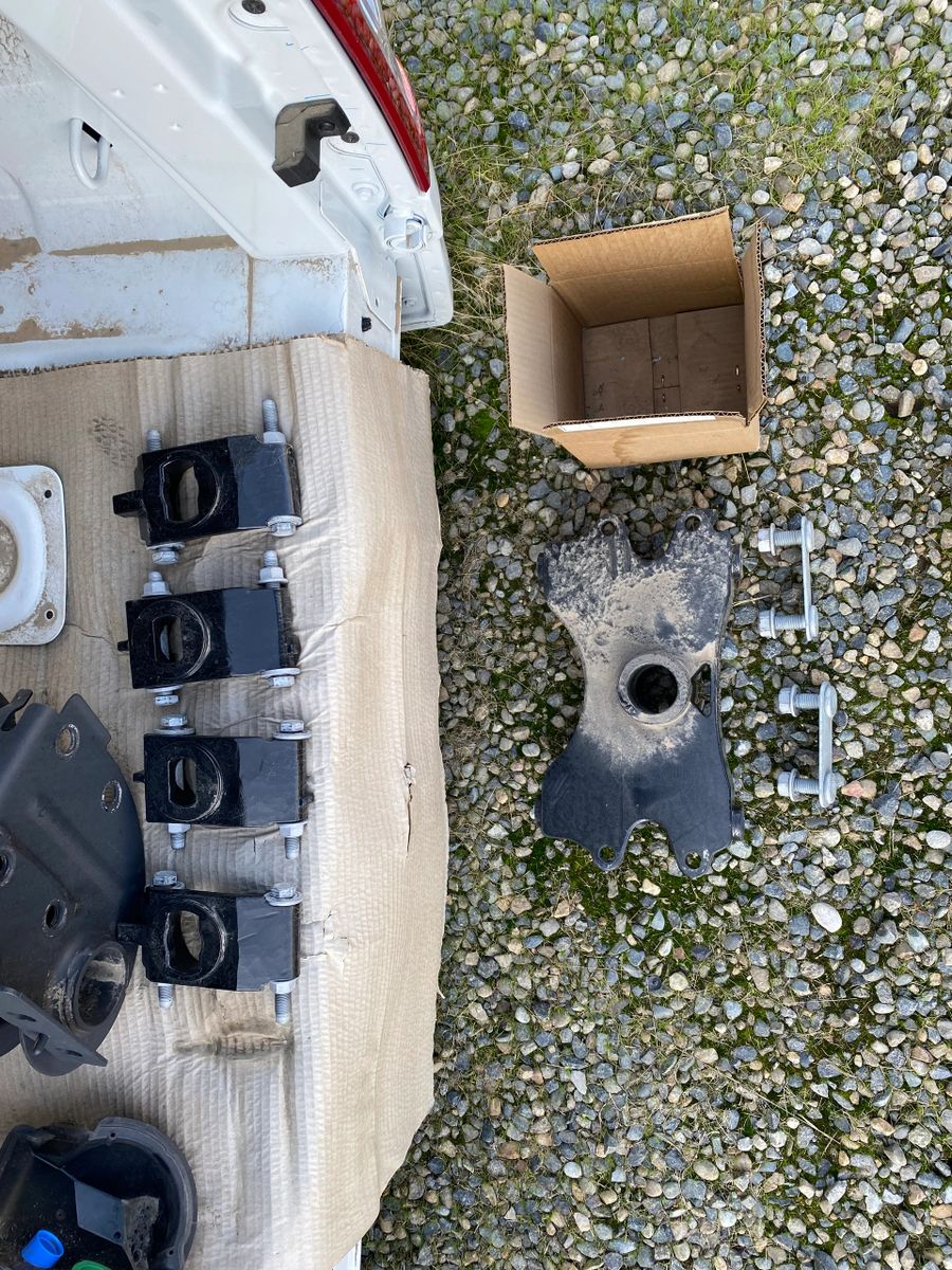 Dodge ram 2500/3500 factory 5th wheel puck system 2019-2024