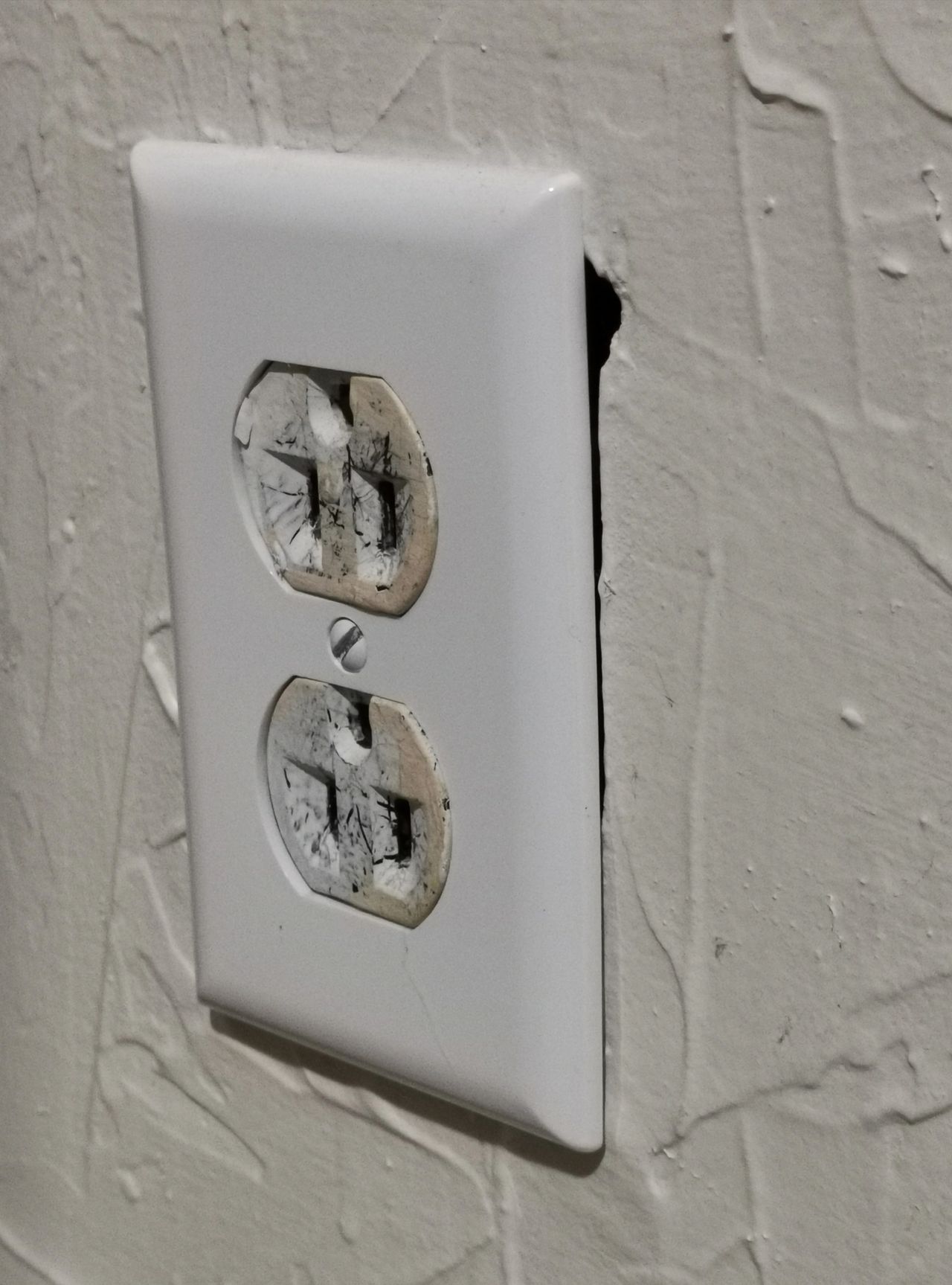 Common Locations for Air Leaks in Homes