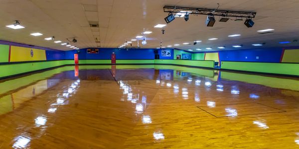Roller Skating - Searcy Skate Family Entertainment Center