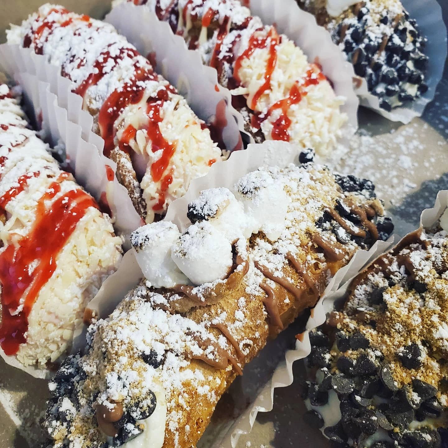 Delicious Cannoli | La Dame Cannoli