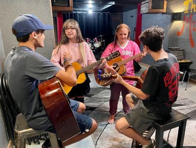Small Group Classes | The Musician’s Den