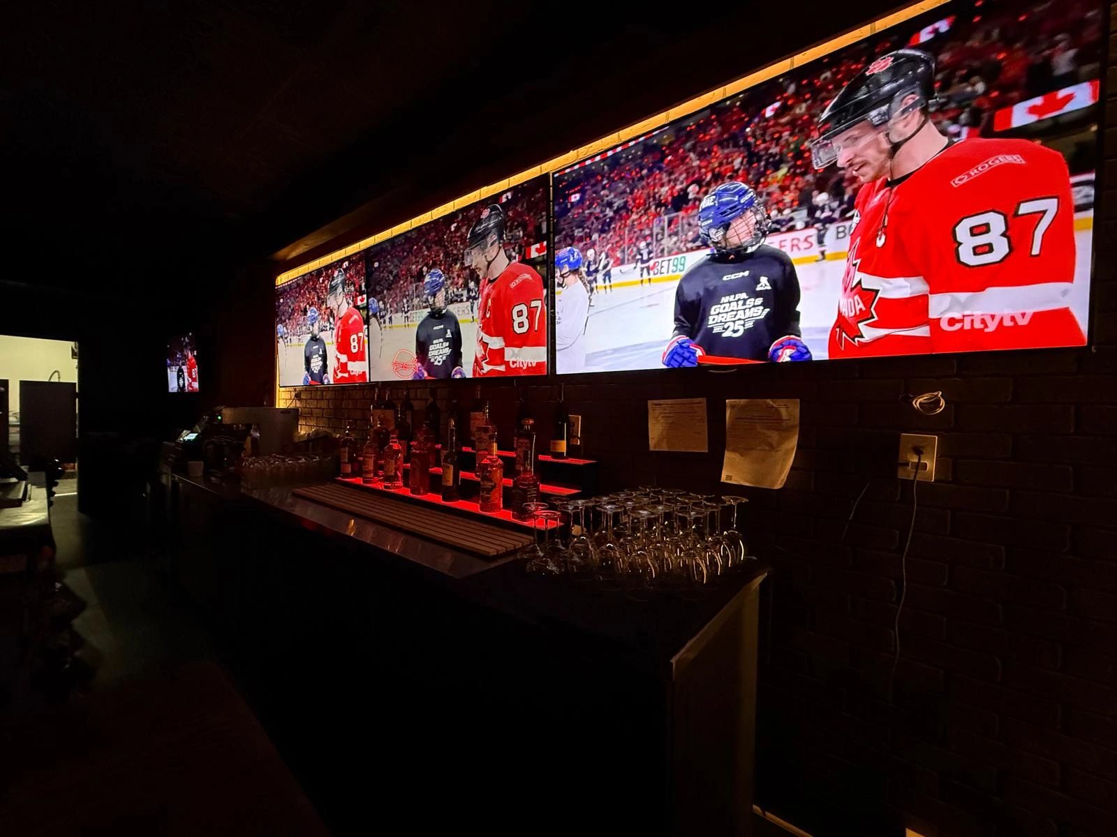 The Fox & Falcon Pub