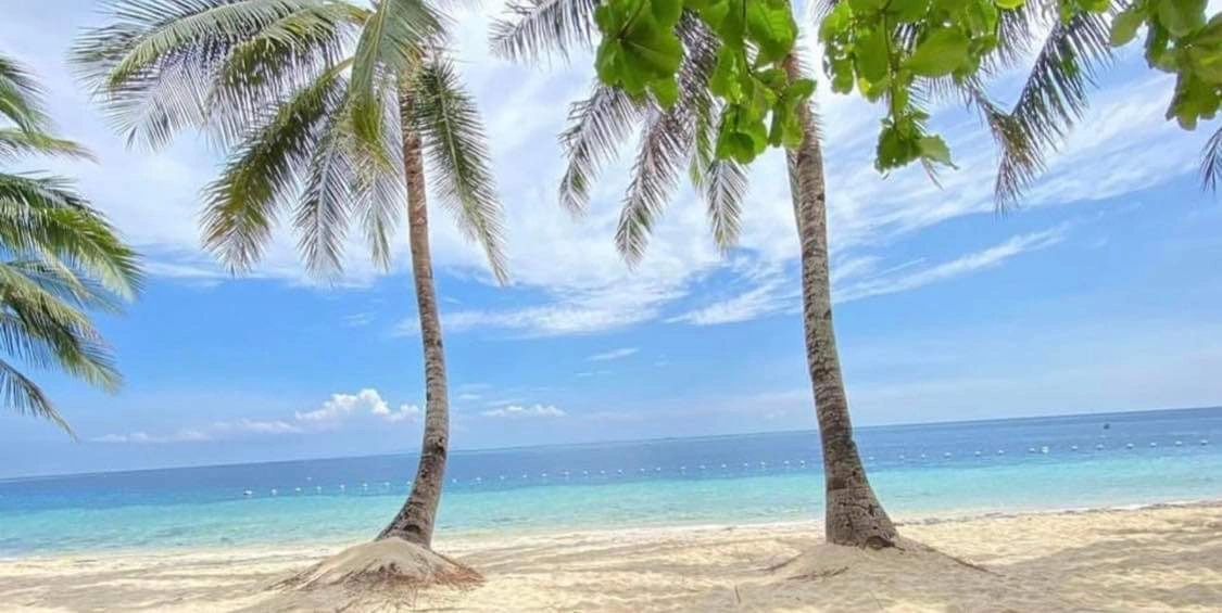 Tingko Beach - Seaside Inn at Tingko Beach