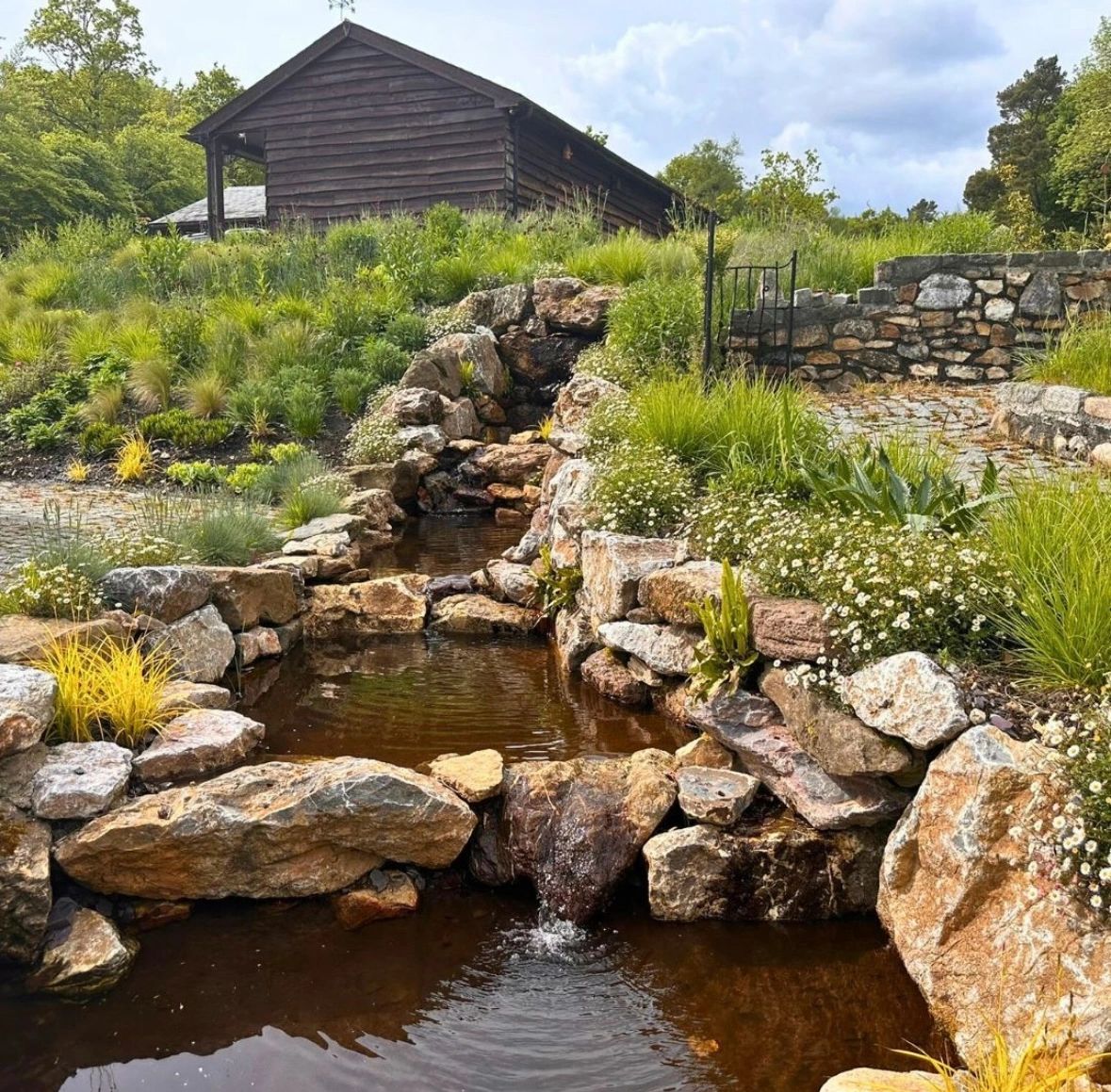 Devonshire Stone Quarry - Rockery Stones & Boulders