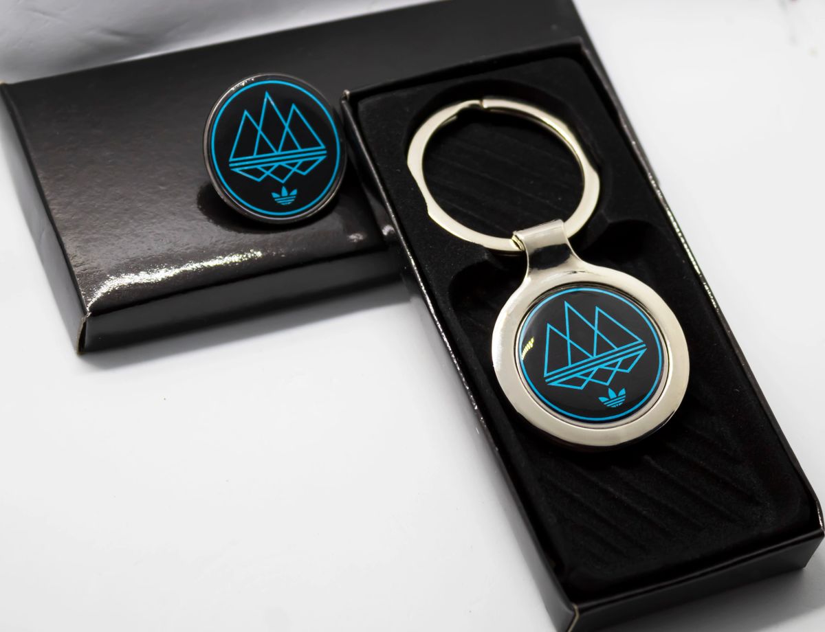 Adidas SPEZIAL blue and black lapel badge and key ring set