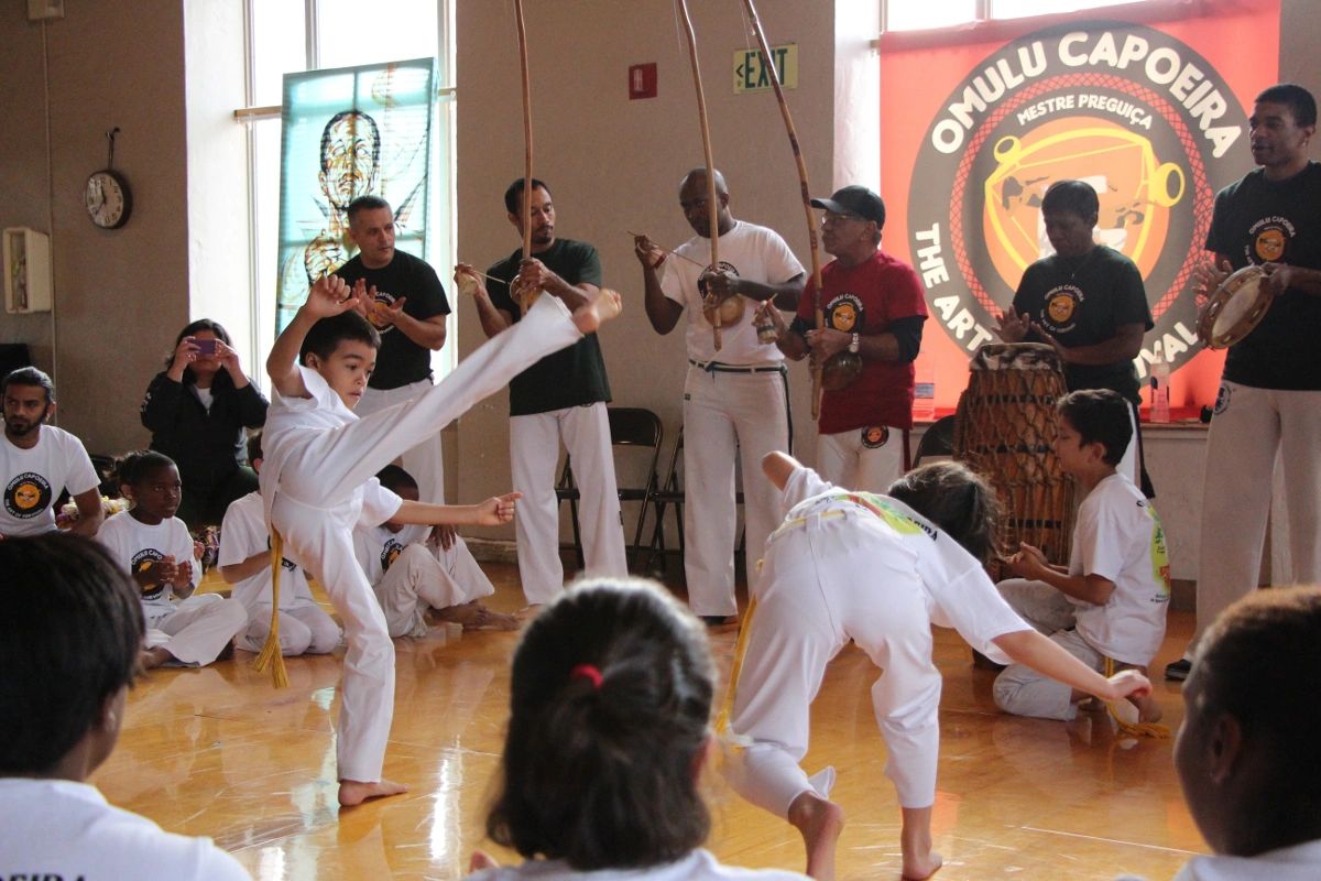 Capoeira Classes in Oakland, CA | Omulu Capoeira Group