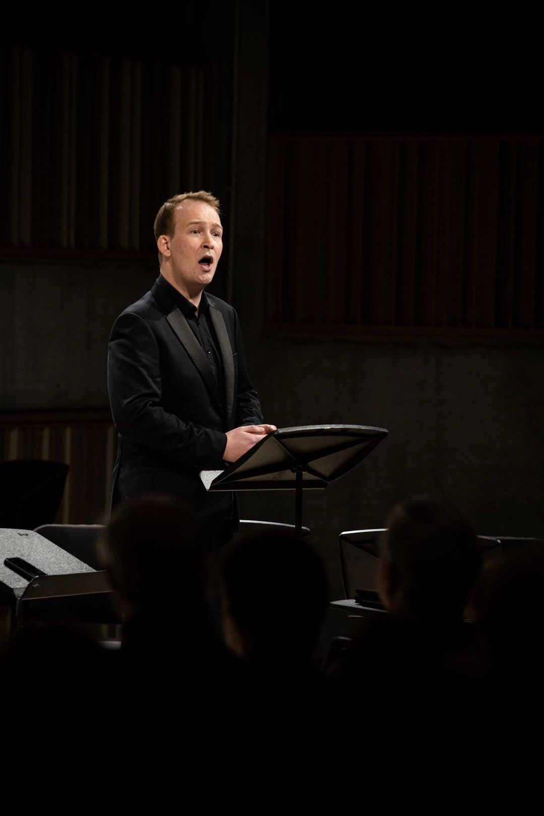 About | Graham Cooper - Tenor