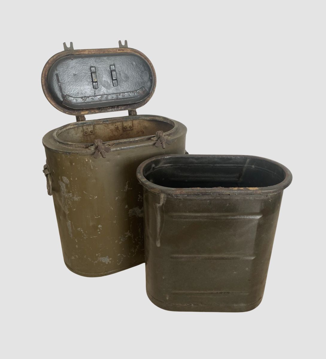 German Essentrager Food Container bmc41 With Straps