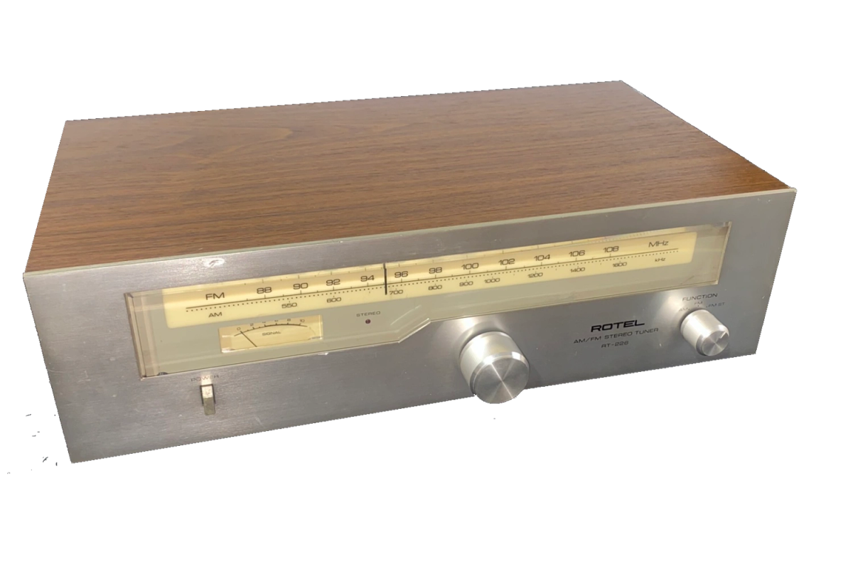 Rotel RT-226 AM/FM Stereo Analogue Tuner Silver face / Woodgrain timber ...