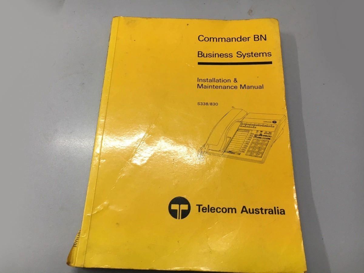 Printed book TELECOM AUSTRALIA COMMANDER BN Installation and ...