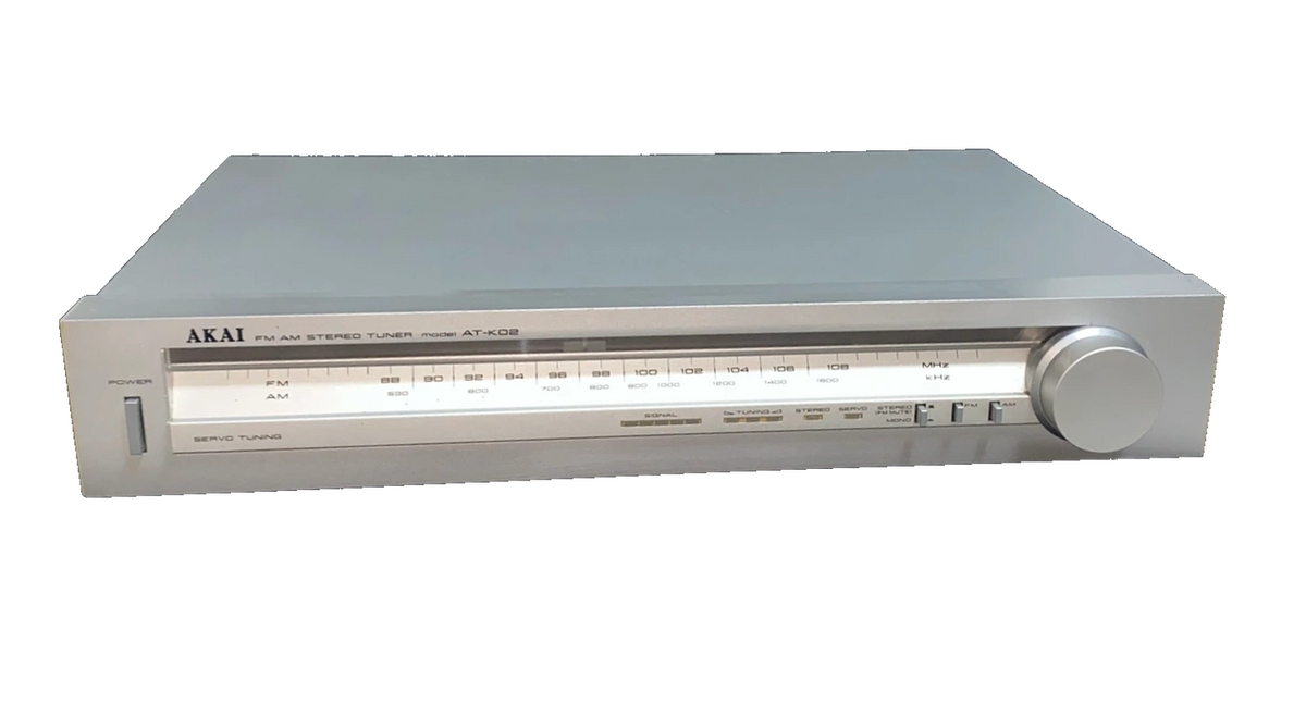 AKAI AT-K02 AM / FM Stereo Analogue tuner silver face 1980 ATK02