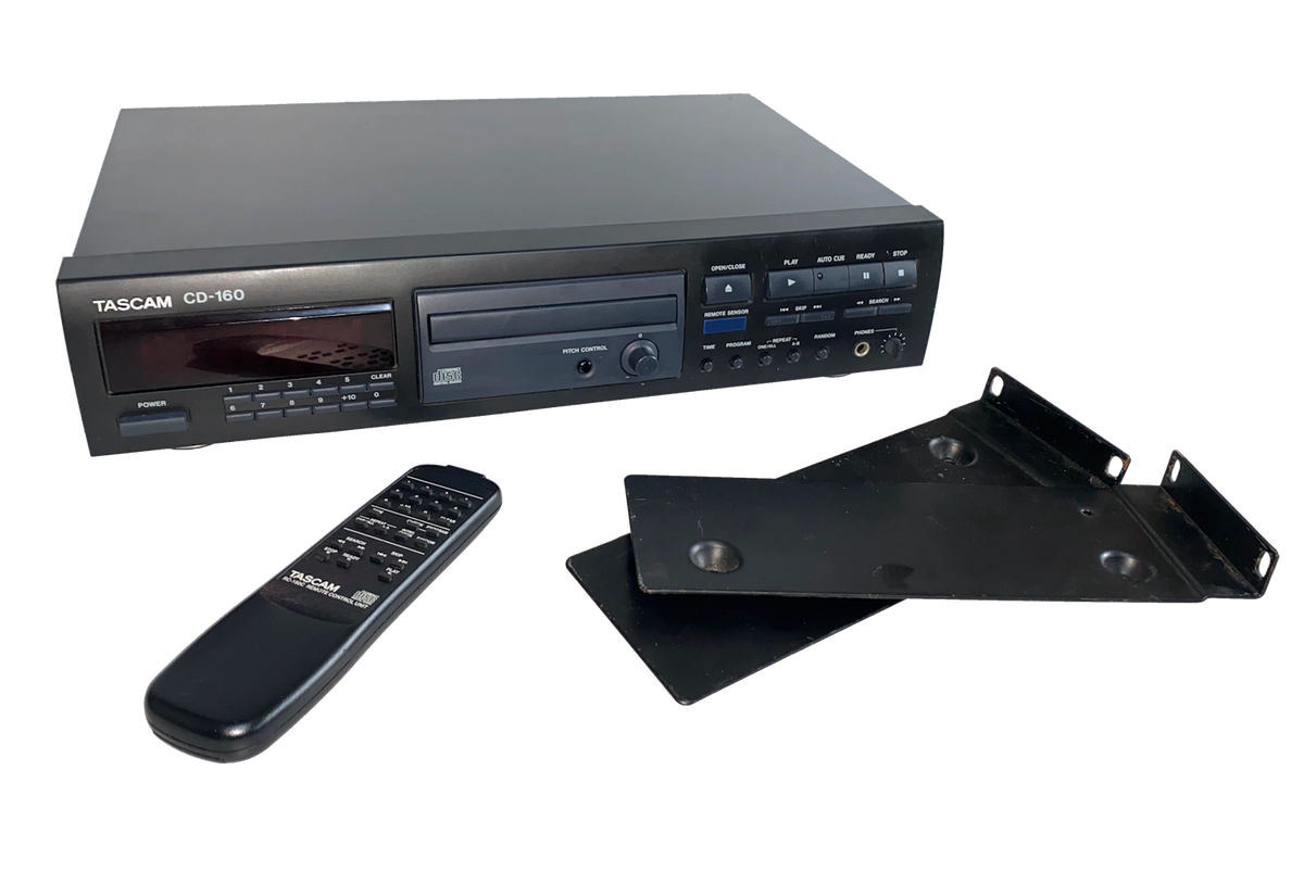 TASCAM CD-160 Professional CD Player w pitch control, inc remote and rack ears 2004 CD160
