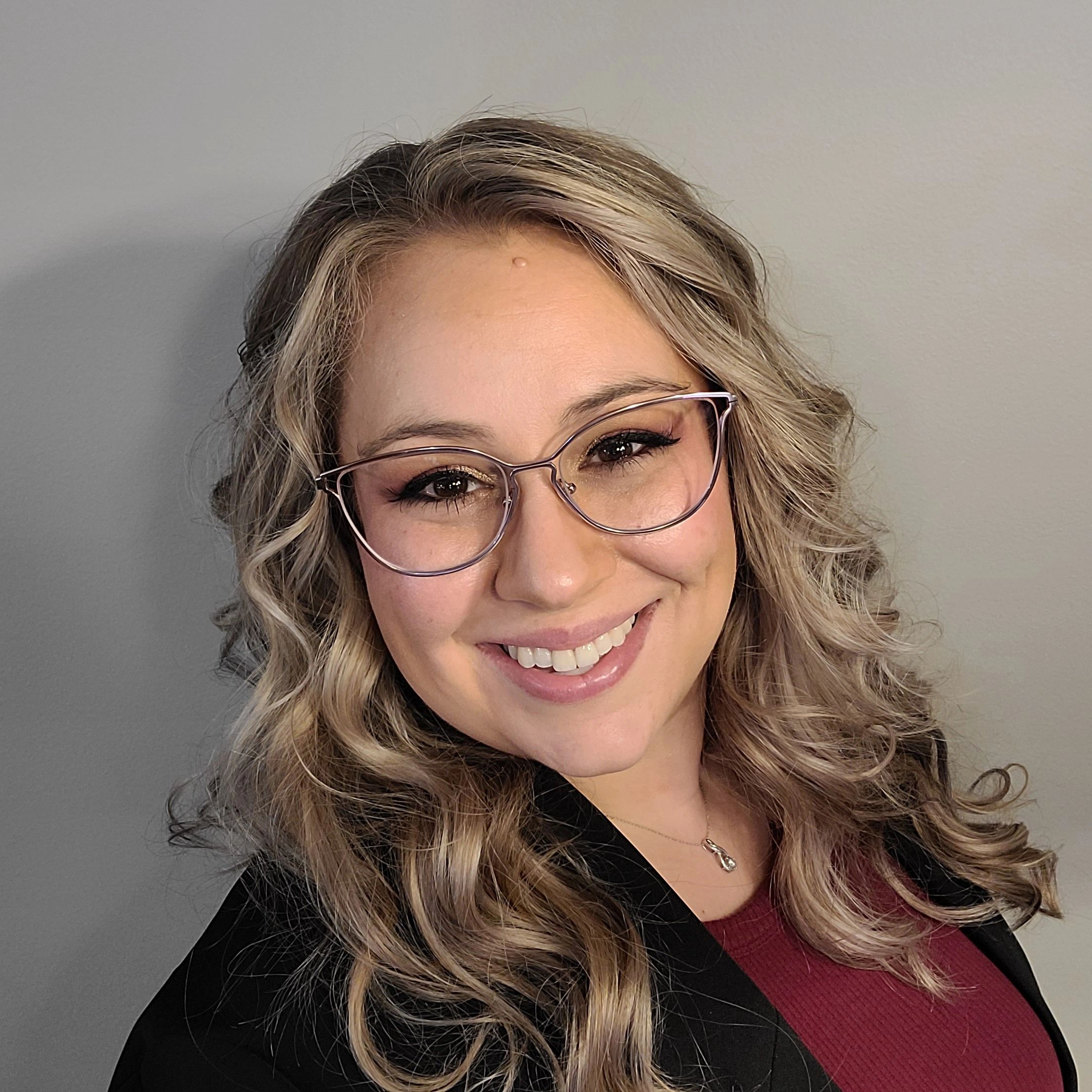 THE COLOR MARY ANN - Designer, Graphic Design, Logo Design