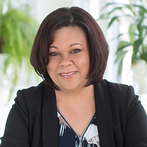 Amanda J Edwin, Paralegal & Notary Public