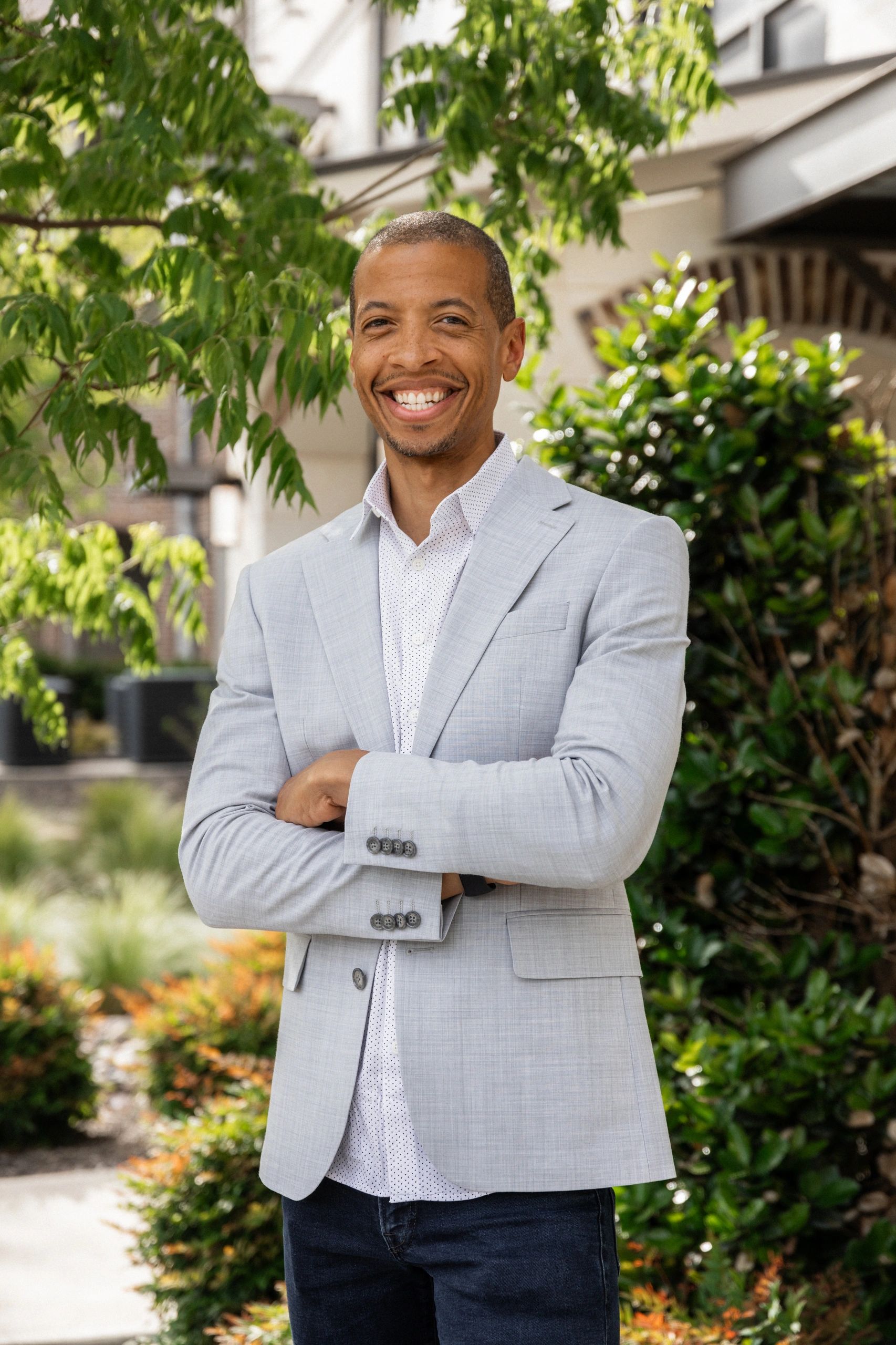 Experienced Therapist and Counselor - Dr. Nathan