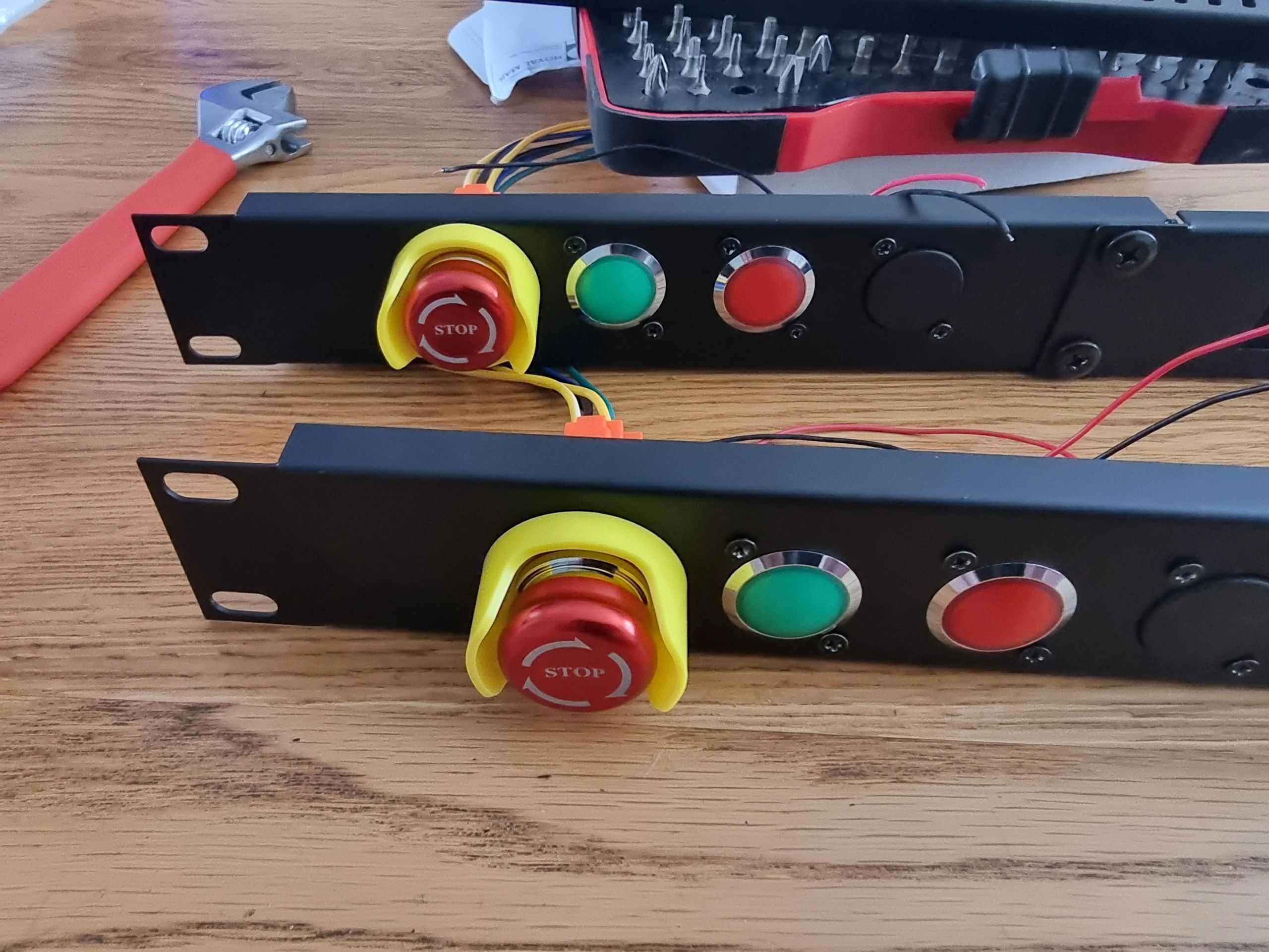 E-STOP & LED Status Panels