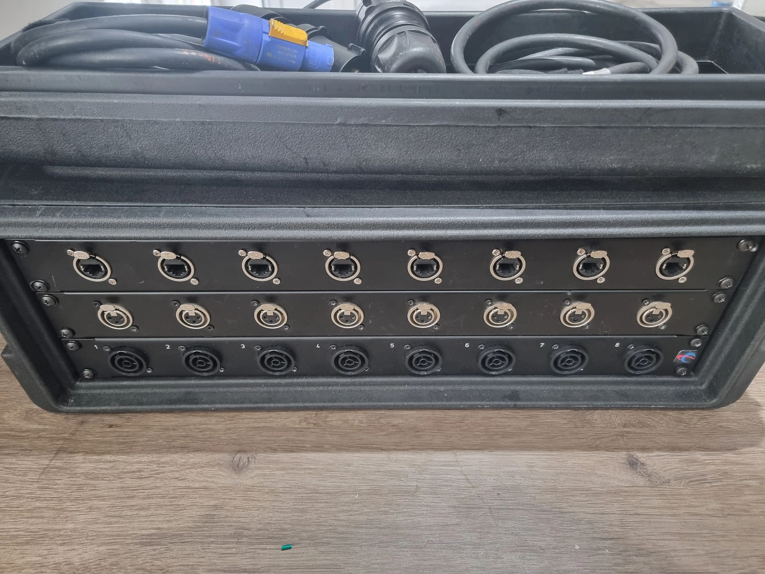 Rack E-STOP and LEDS complete.