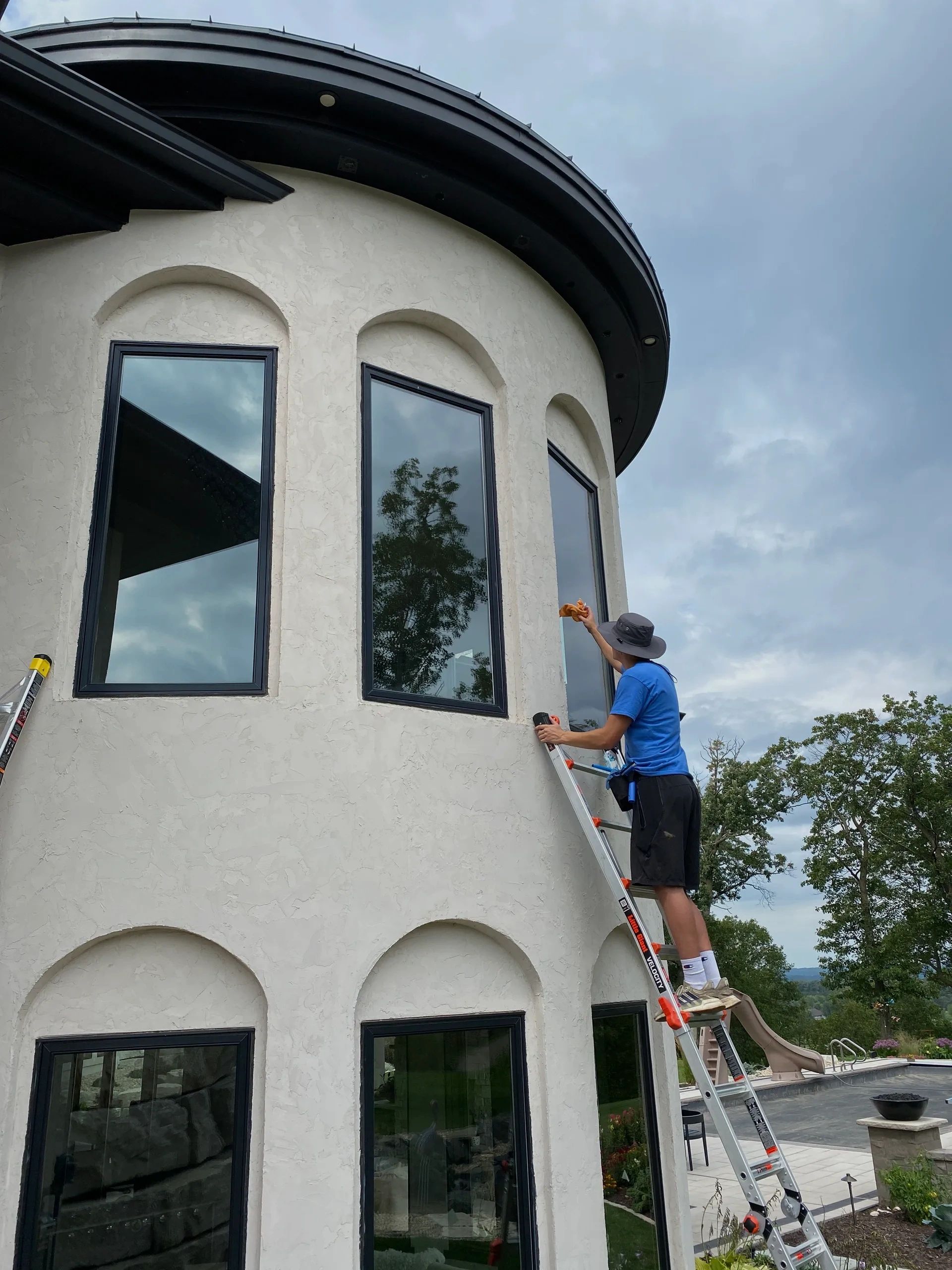 Professional Window Cleaning Service