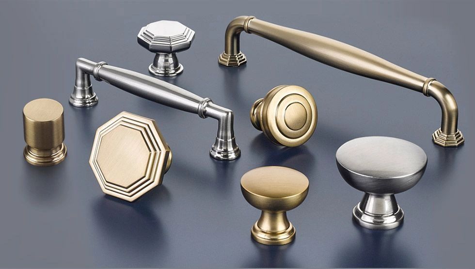 Cabinet Hardware | Edmond