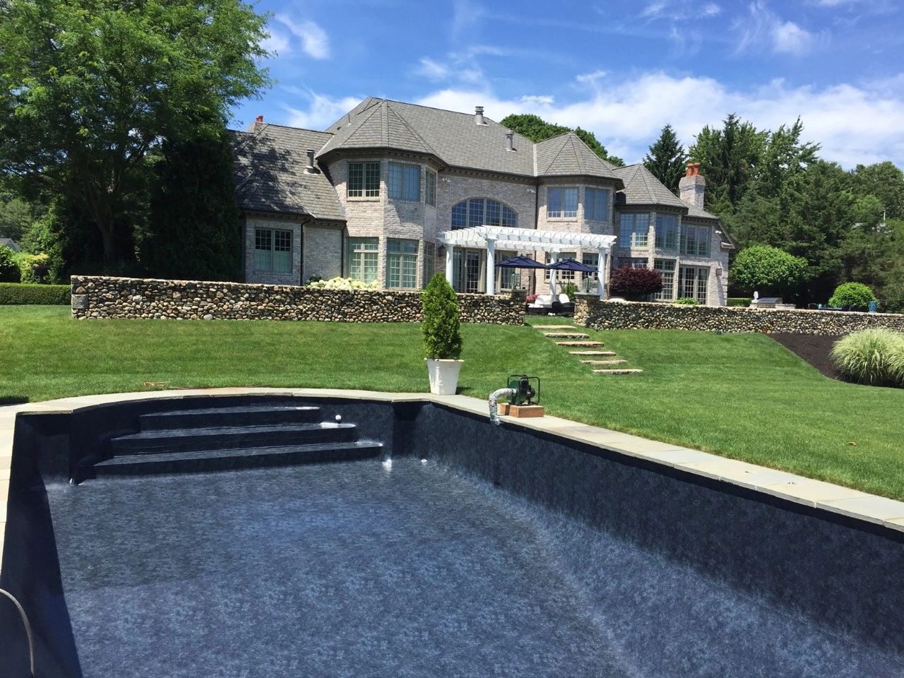 HOME [davispools.net]