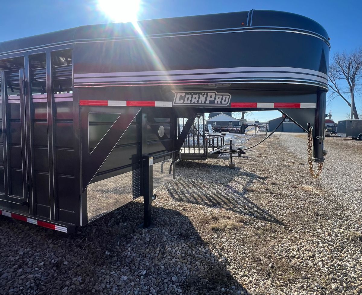 2023 Corn Pro 20' Livestock Trailer