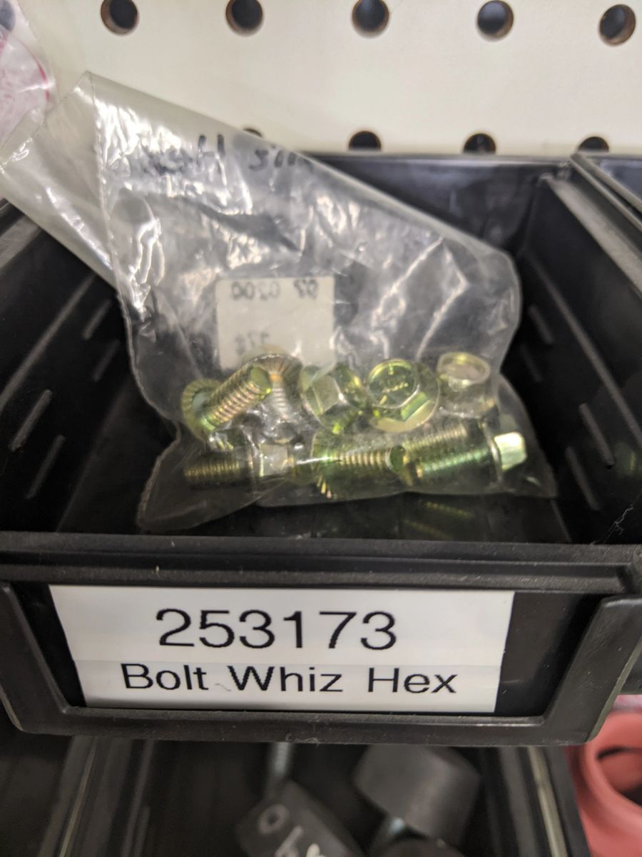 253173 Grasshopper Bolt Whiz Hex