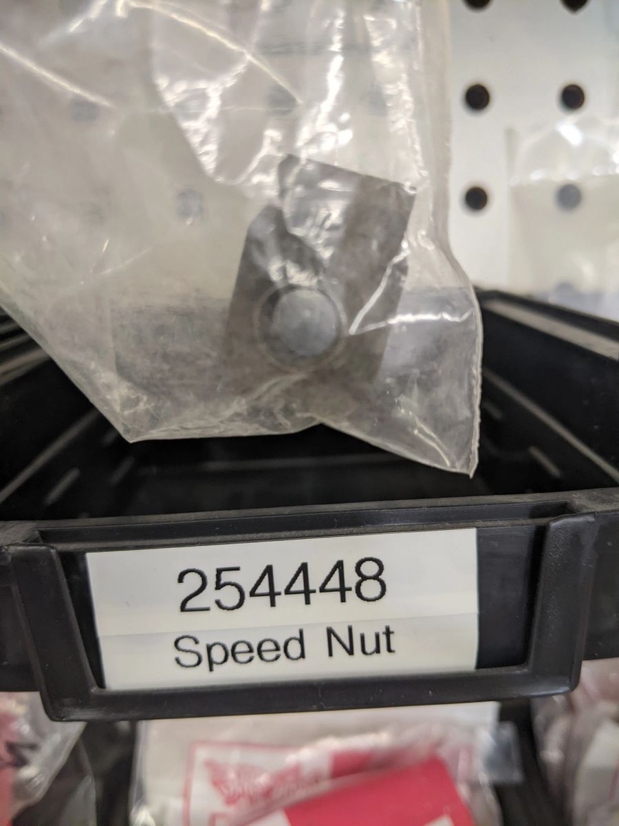 254448 Grasshopper Speed Nut