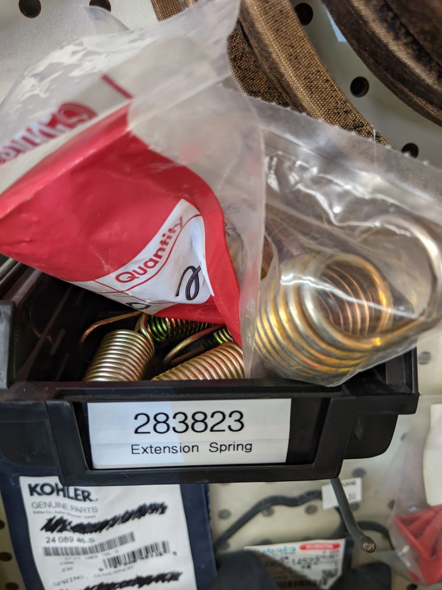282823 Grasshopper Extension Spring