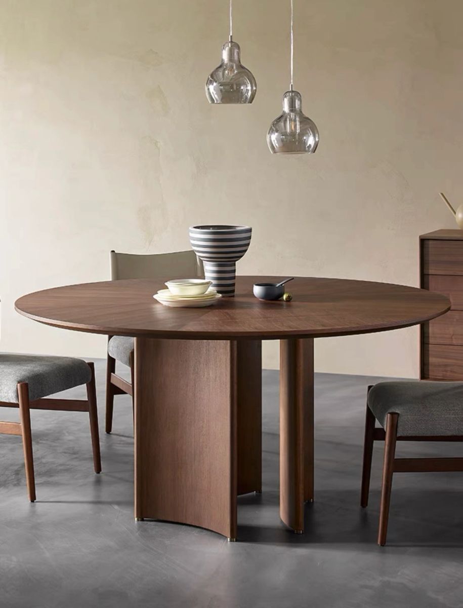 MILILANI Round Dining Table