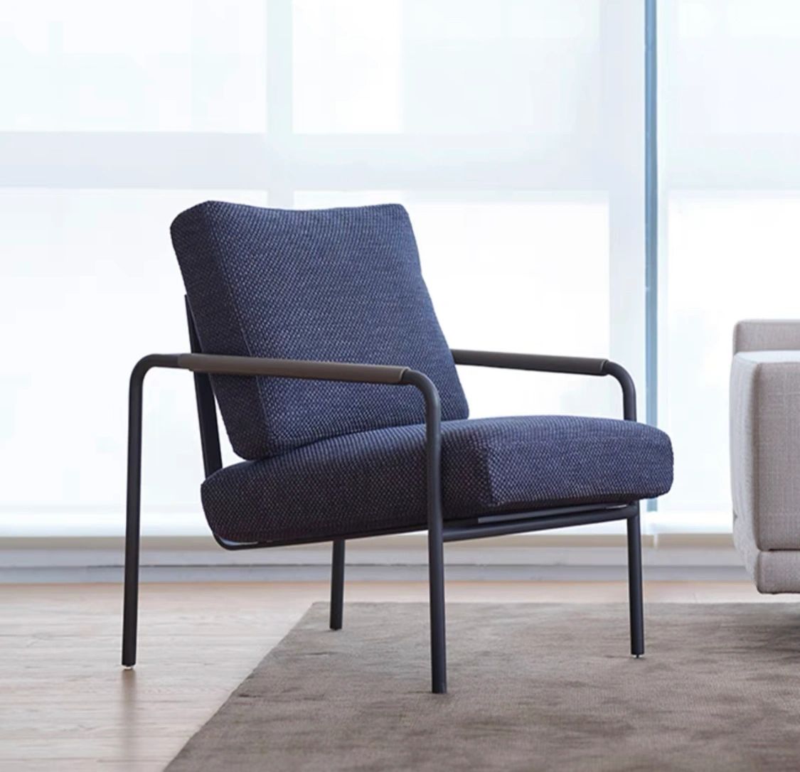 Aukai Lounge Chair