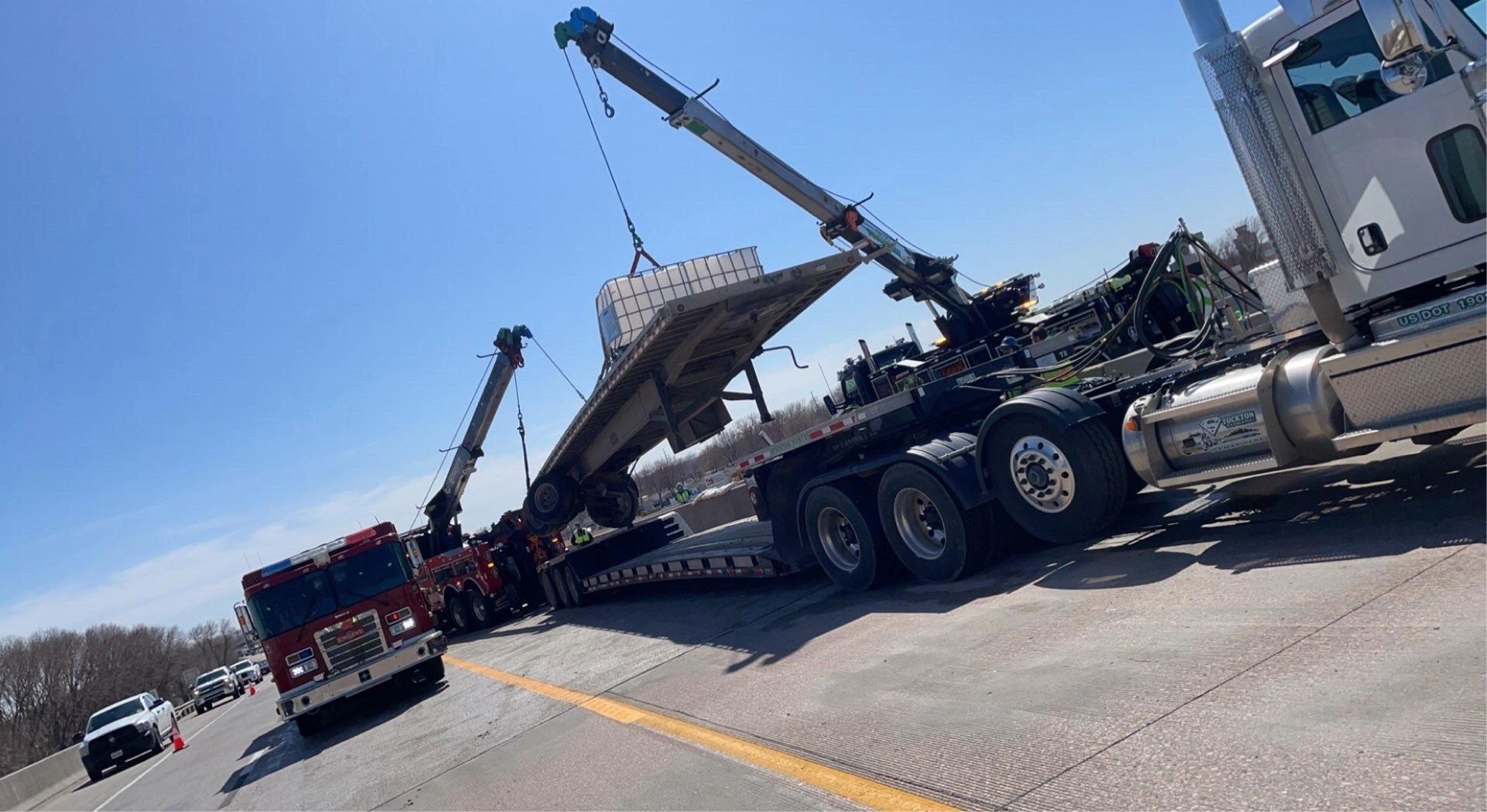 24 Hour Towing Services | Stockton Towing