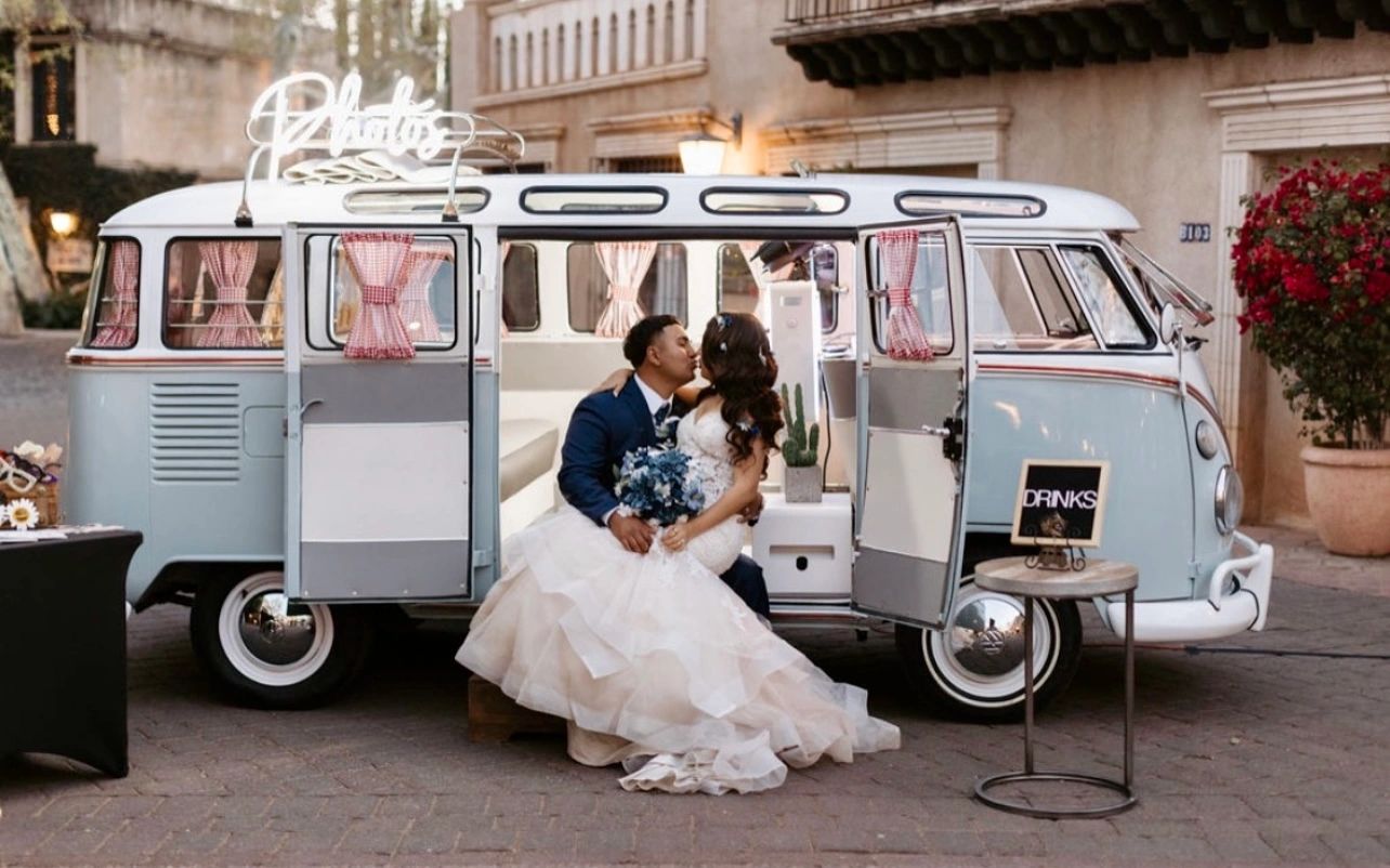 Phoenix Photo Bus Rentals - VW Photo Booth Bus - Phoenix, Arizona