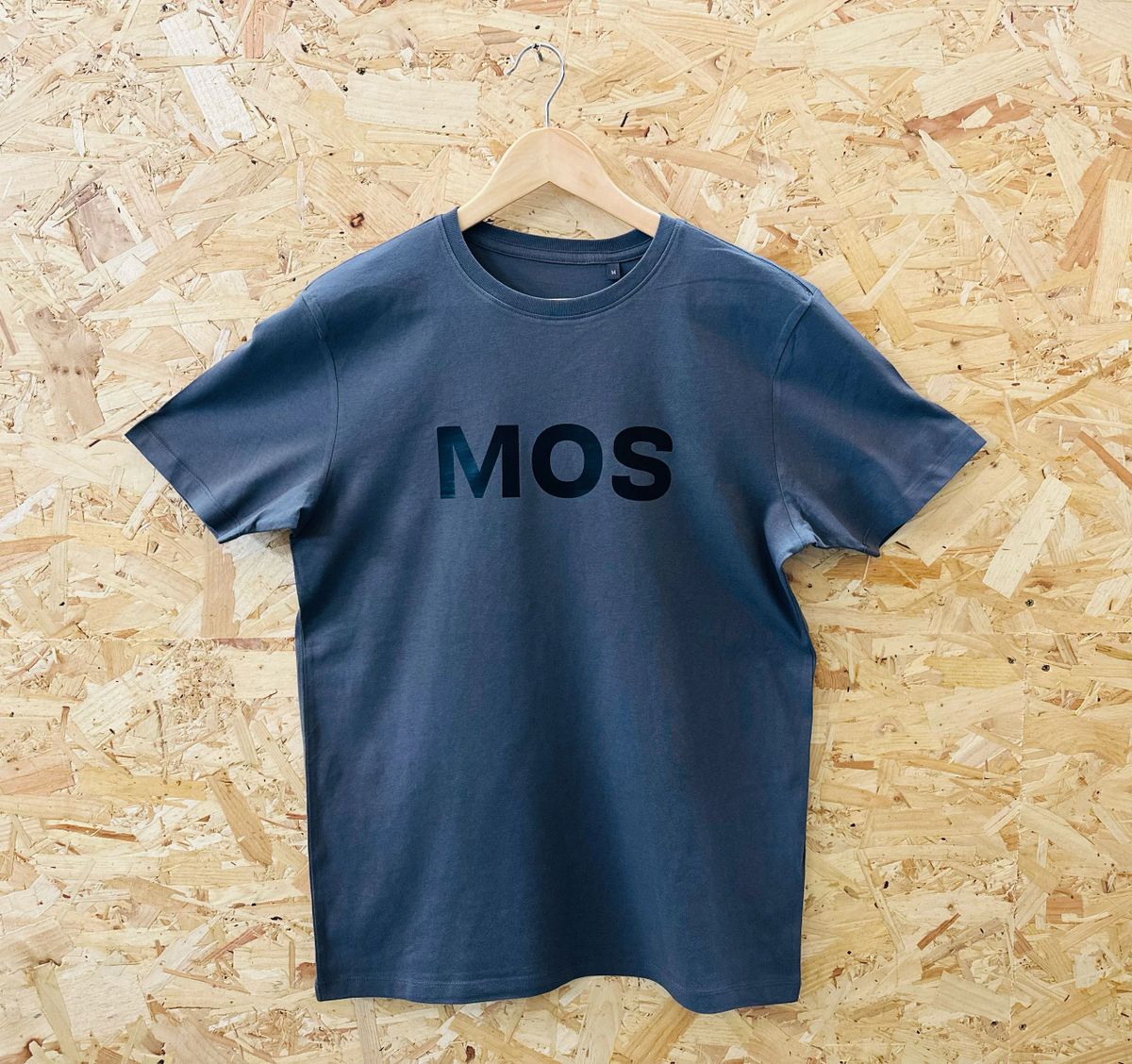 MOS TEE - Charcoal