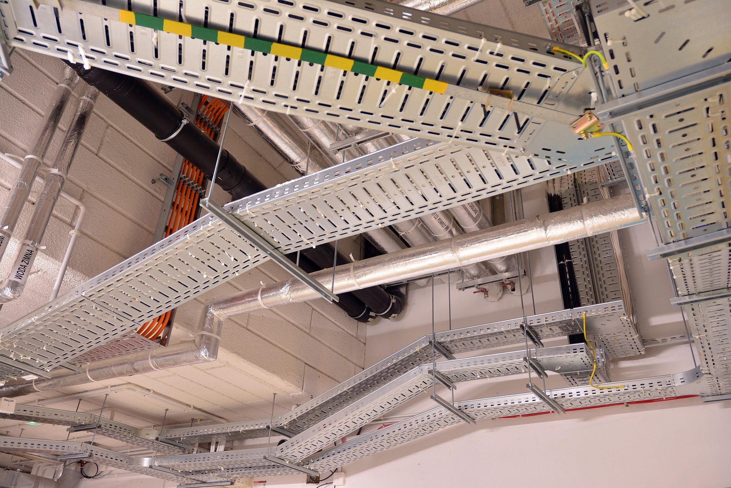 The Versatility of Cable Wire Tray in a Variety of Industries