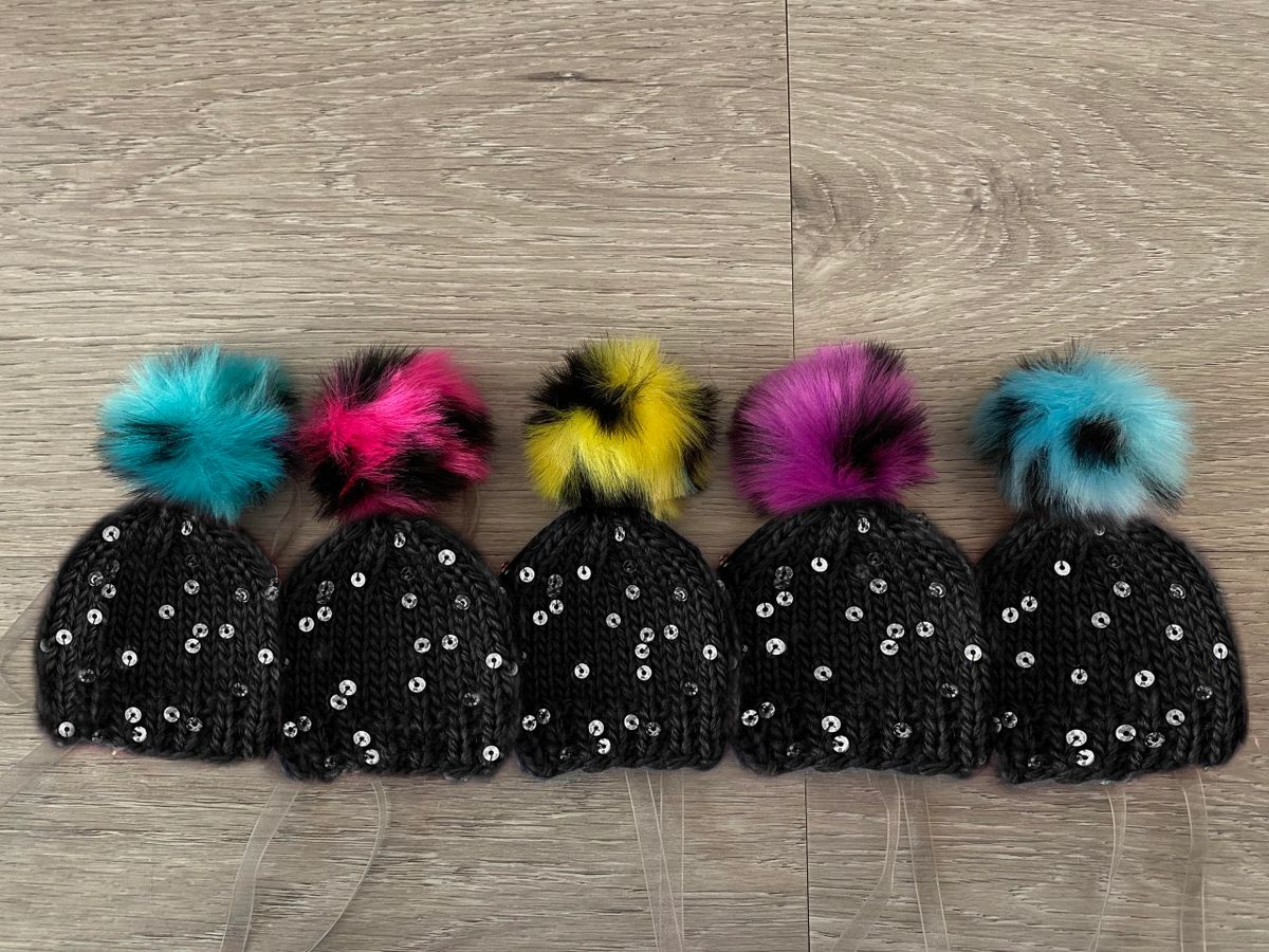 Mini Magpie Darling Hat & Pom Set of Five (Colour Combination ...