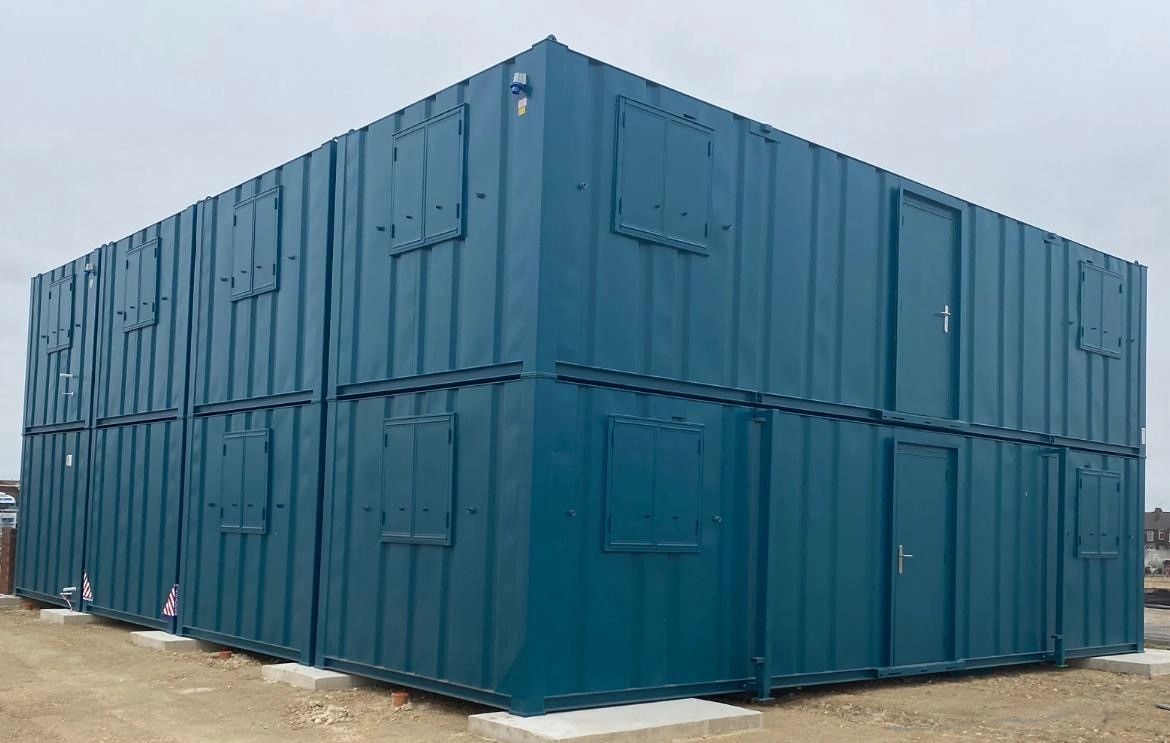 Link up your units to create a larger, versatile space...