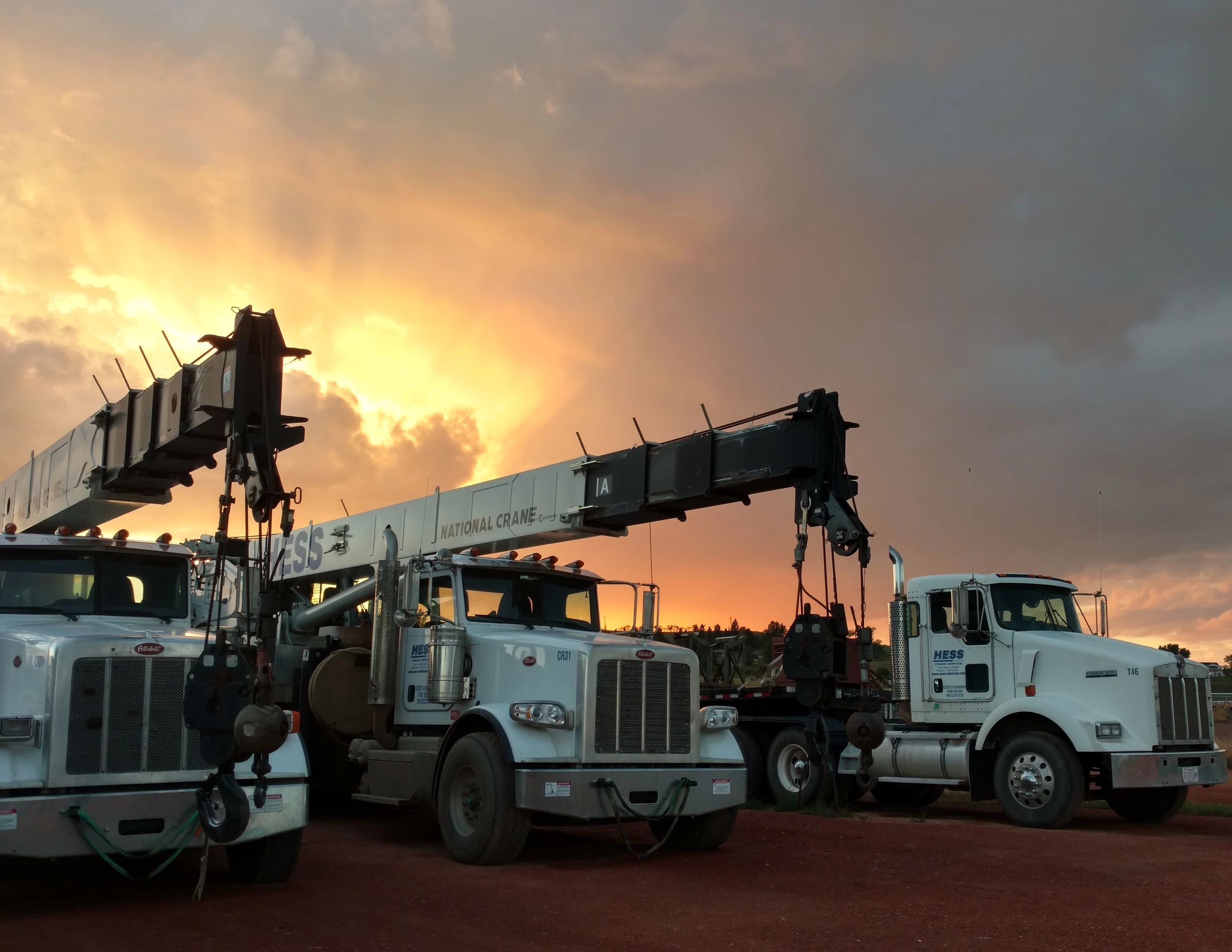 Top Crane Service Near Me - Hess Services Crane