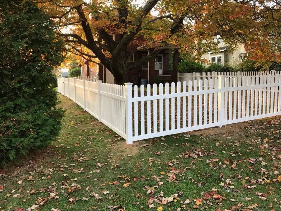 Landscaping, Fencing - G & J Fencing - Greenville, Pennsylvania