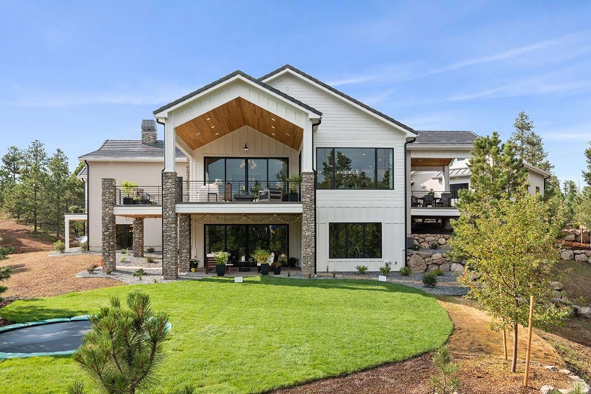 Matthias Real Estate