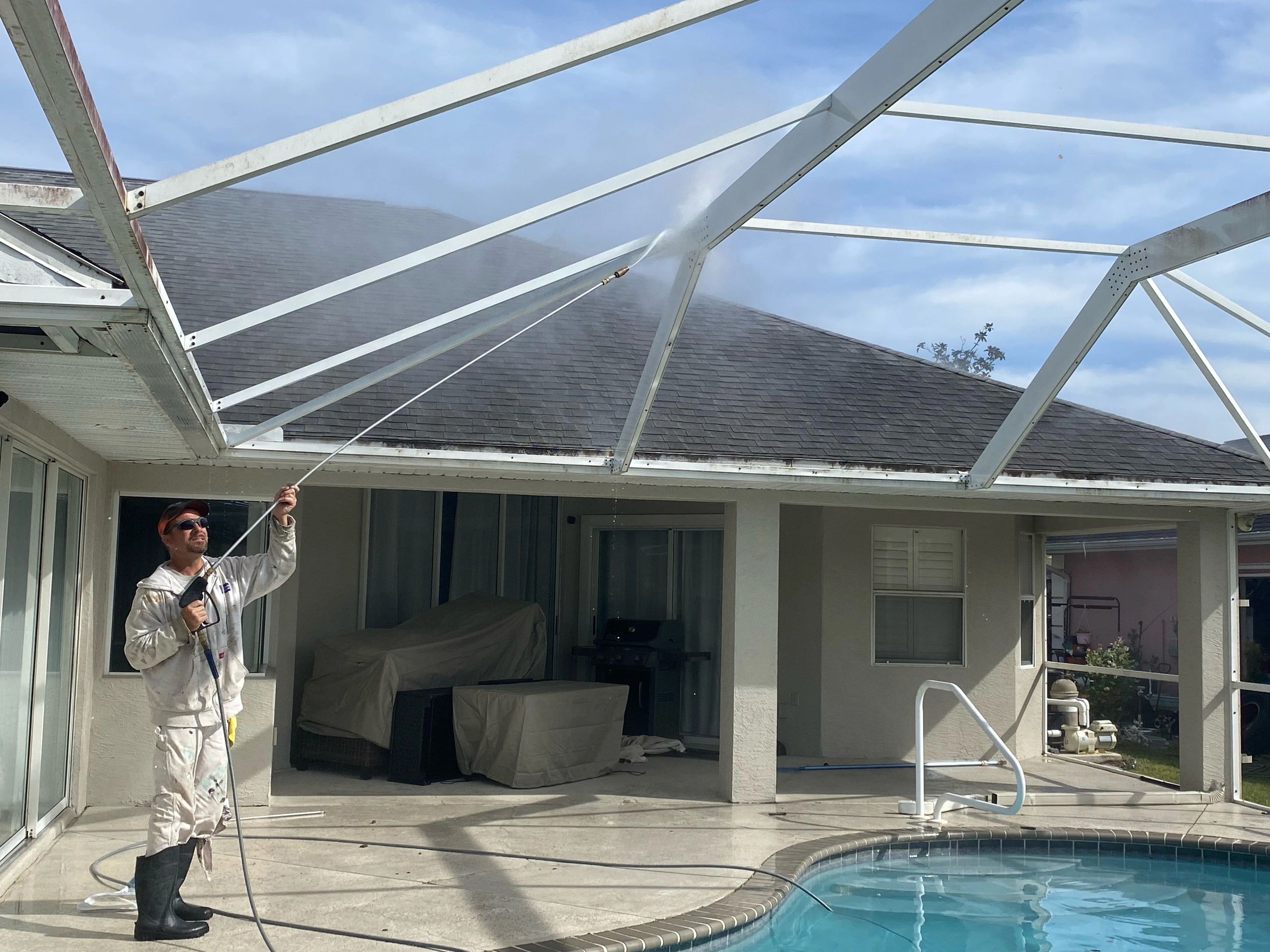 Refurbishing Your Pool Screen Enclosure: Step-by-Step
