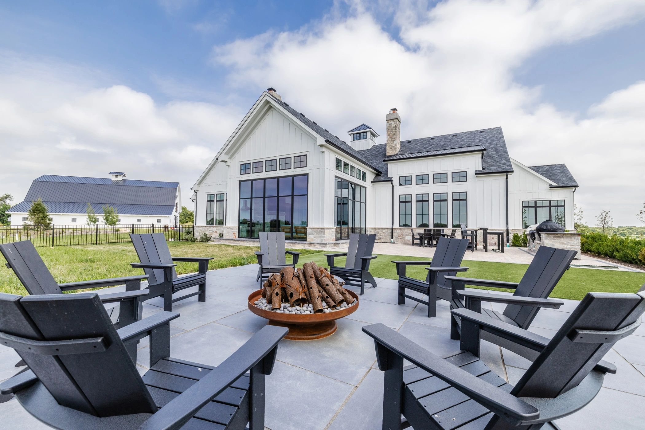 Contact | Moda Homes