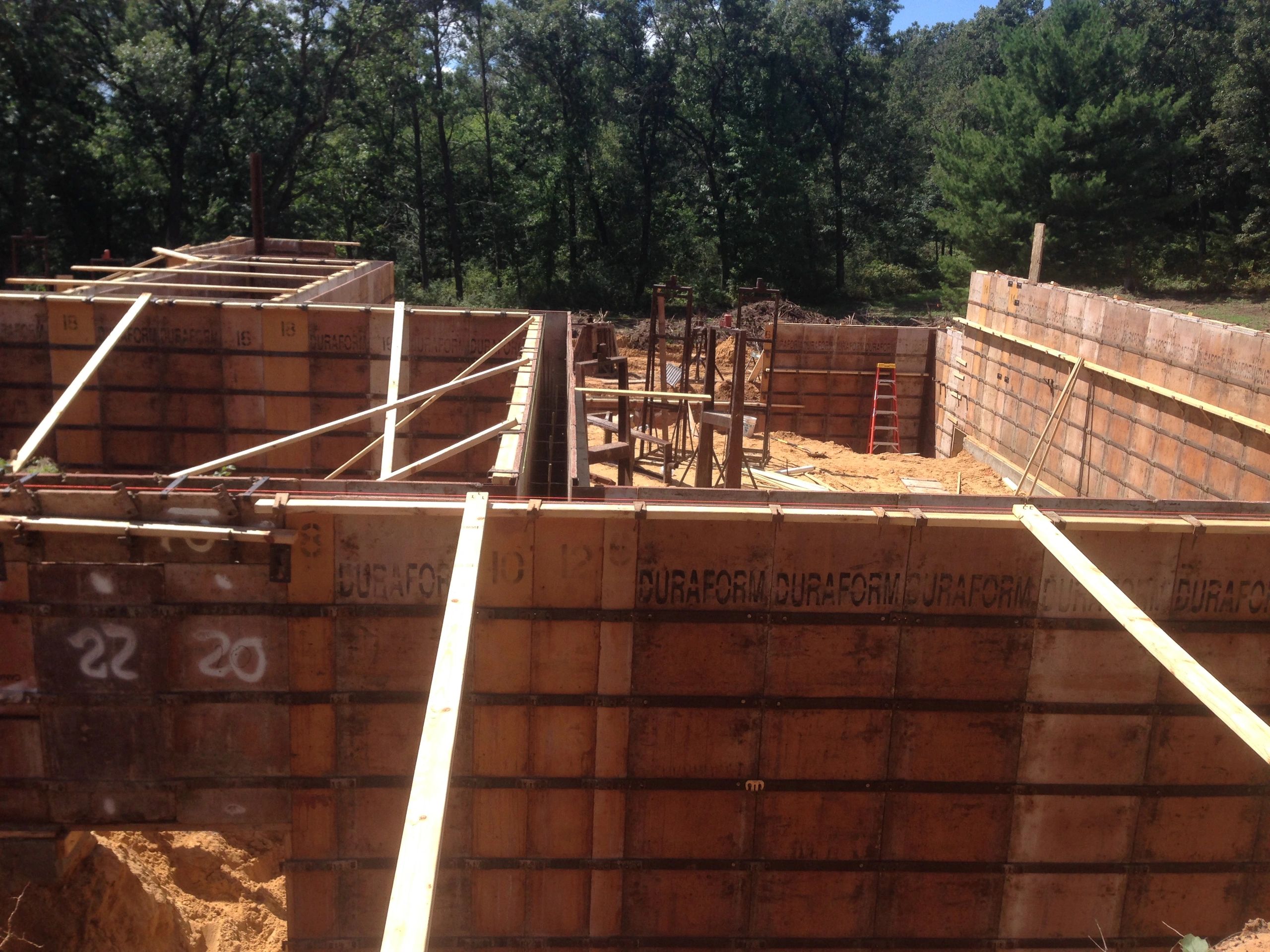 DeNoyer Concrete LLC